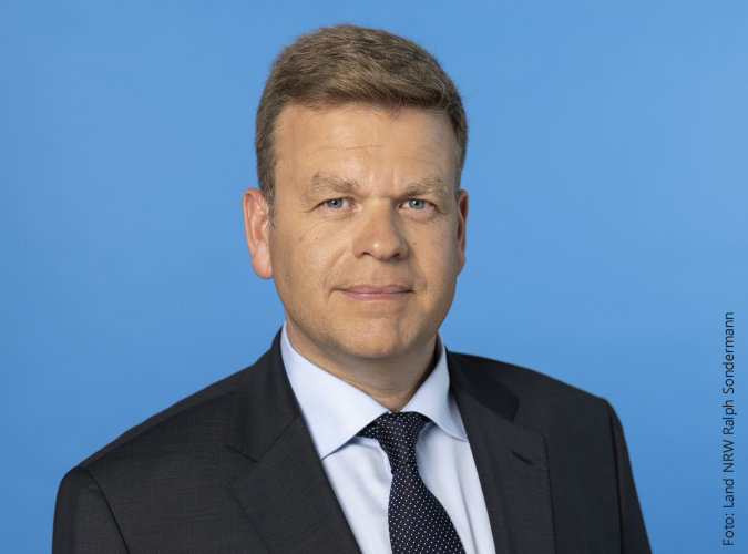 Jahresausklang im Stadtsaal – Interessenvereinigung Frechener ...